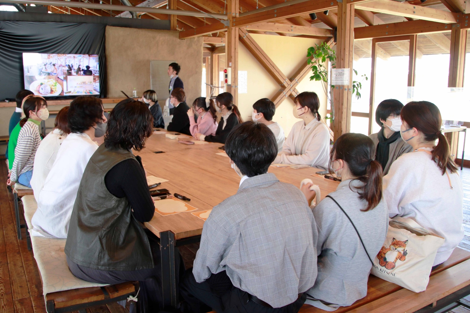 【YUI Lab】コミュニティスペース「結」活用事業「YUI Lab（ゆいラボ）」が始まりました！ | 成安造形大学